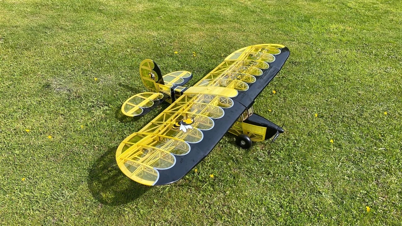 New Lazy Bee XL ready for maidenflight – Dane-RC